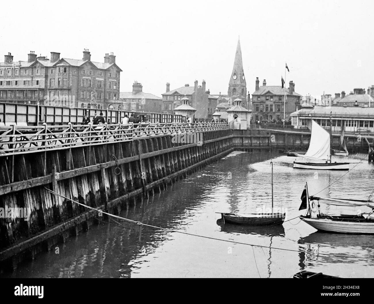 Old lowestoft hi-res stock photography and images - Alamy
