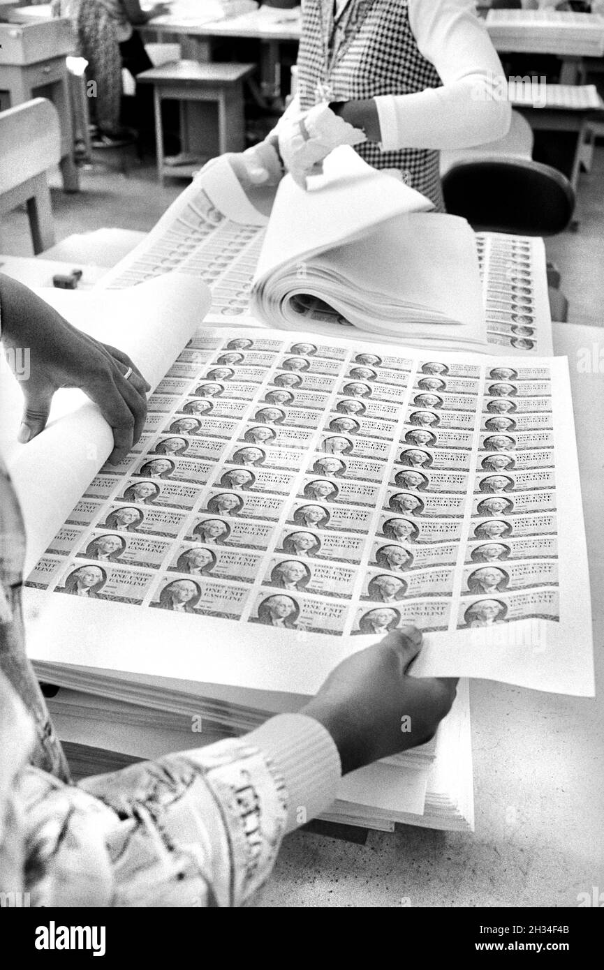 Gas Ration Stamps, Bureau of Engraving & Printing, Washington, D.C ...