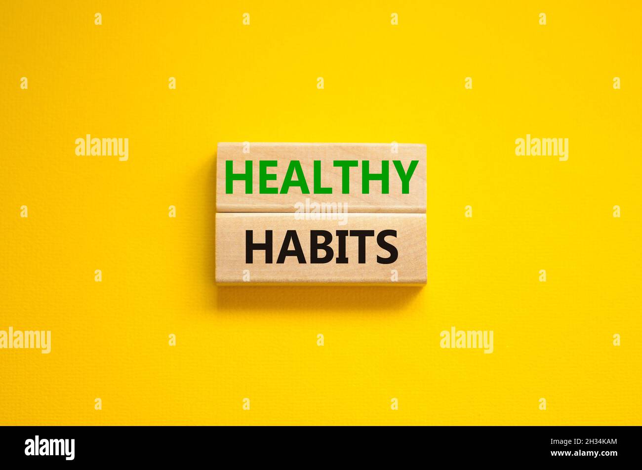 Time to healthy habits symbol. Concept words Healthy habits on wooden ...