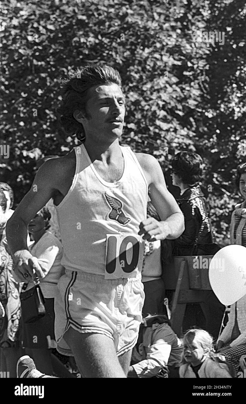 Tom Fleming (USA) winner competing in the 1973 New York City Marathon ...