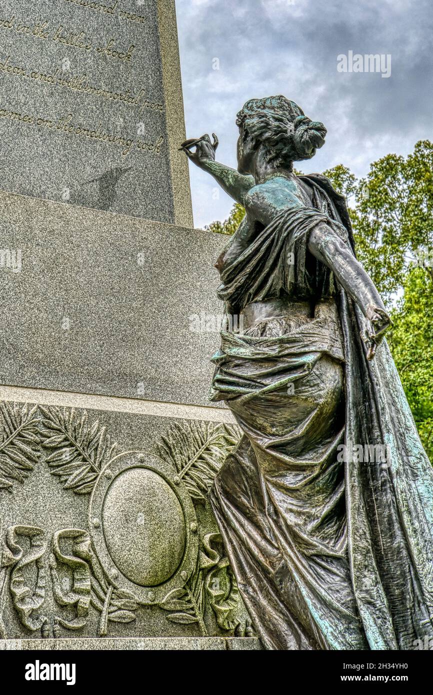 Statue representing Fame on the Iowa State Monument at the battlefield ...