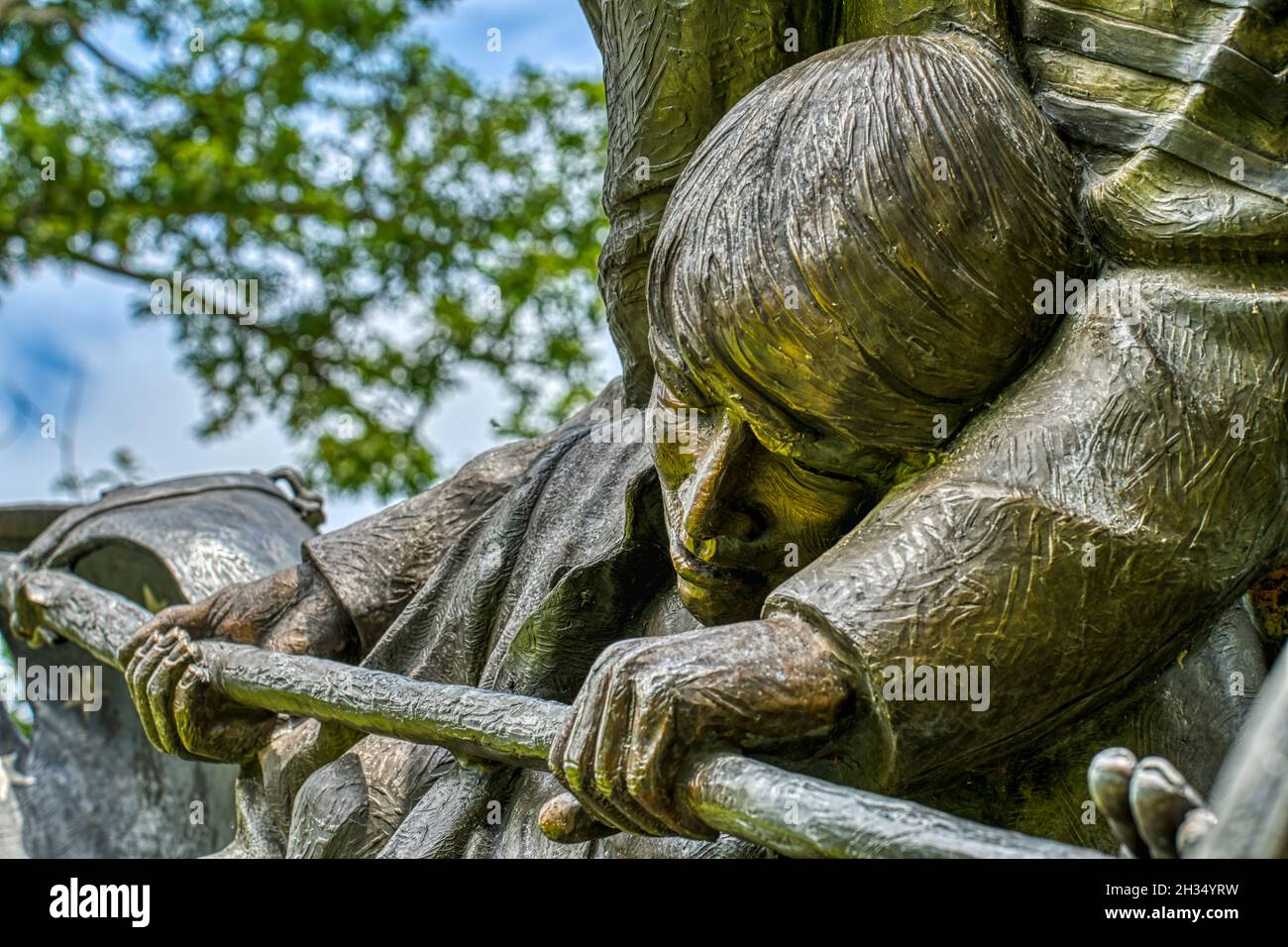 Detail of fallen Confederate soldier on the Tennessee Monument at the ...