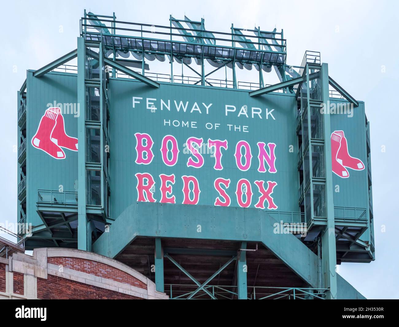 The green monster of fenway hi-res stock photography and images - Alamy