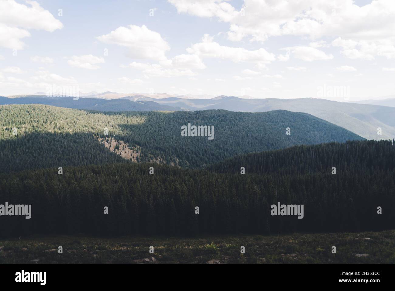 Vail mountain resorts ski hi-res stock photography and images - Alamy