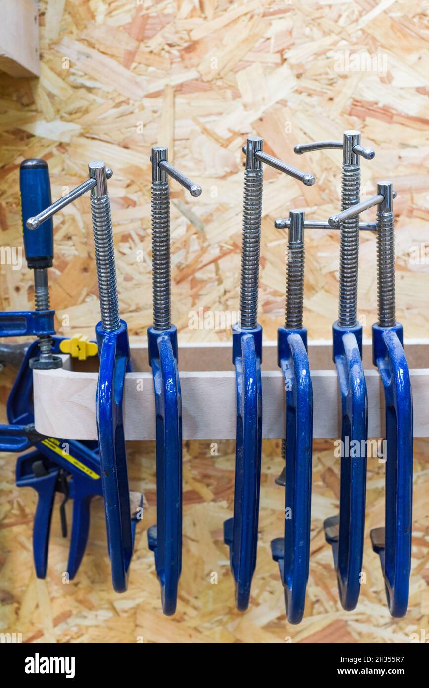 G clamp hi-res stock photography and images - Alamy