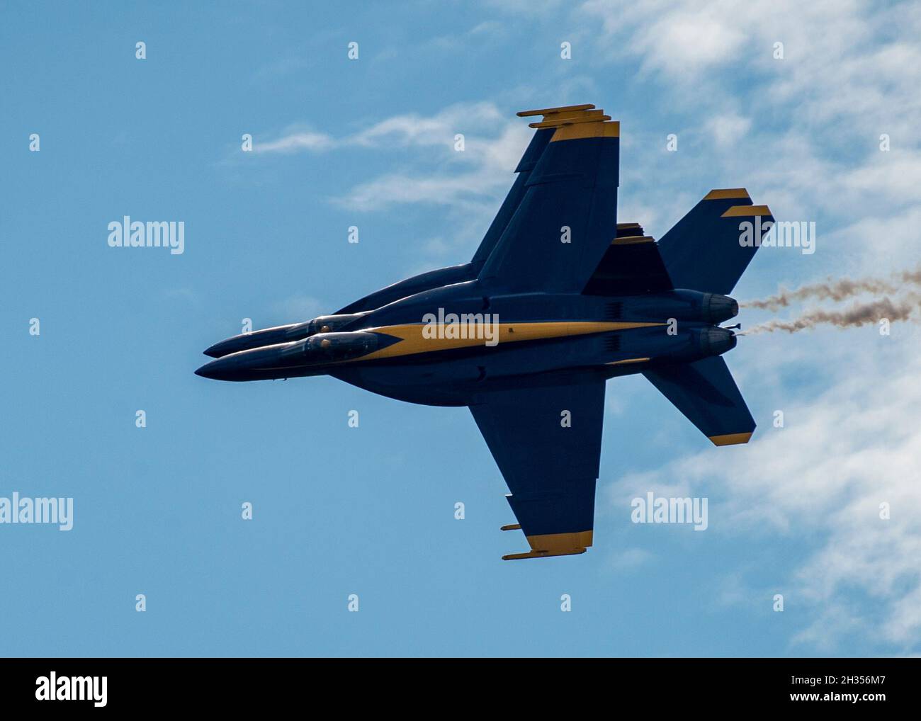 (U.S. Navy photo by Mass Communication Specialist 1st Class Bobby ...