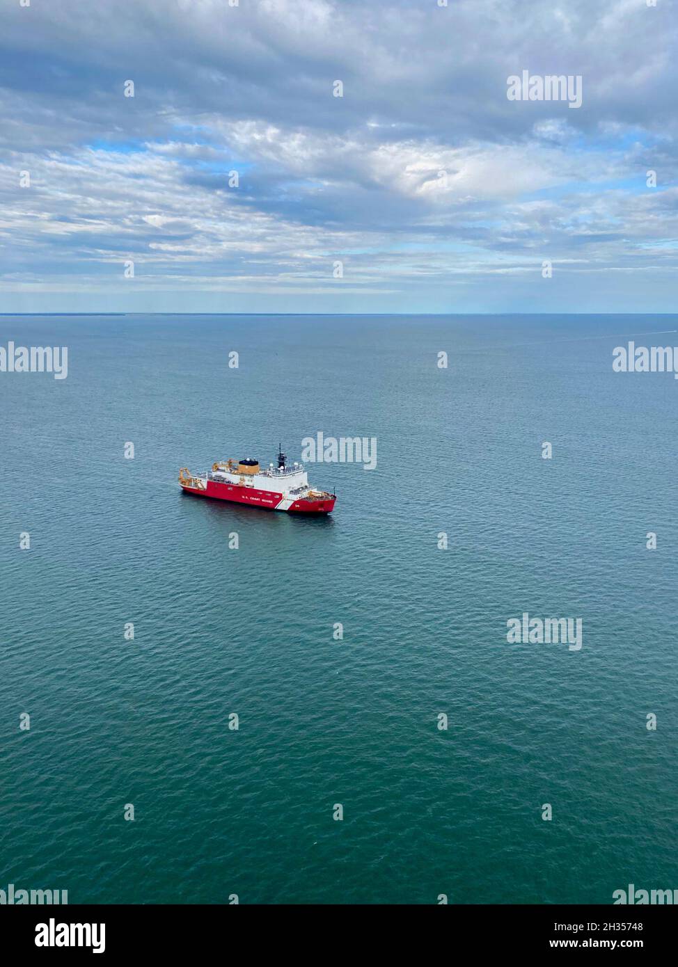 Uscgc healy hi-res stock photography and images - Alamy