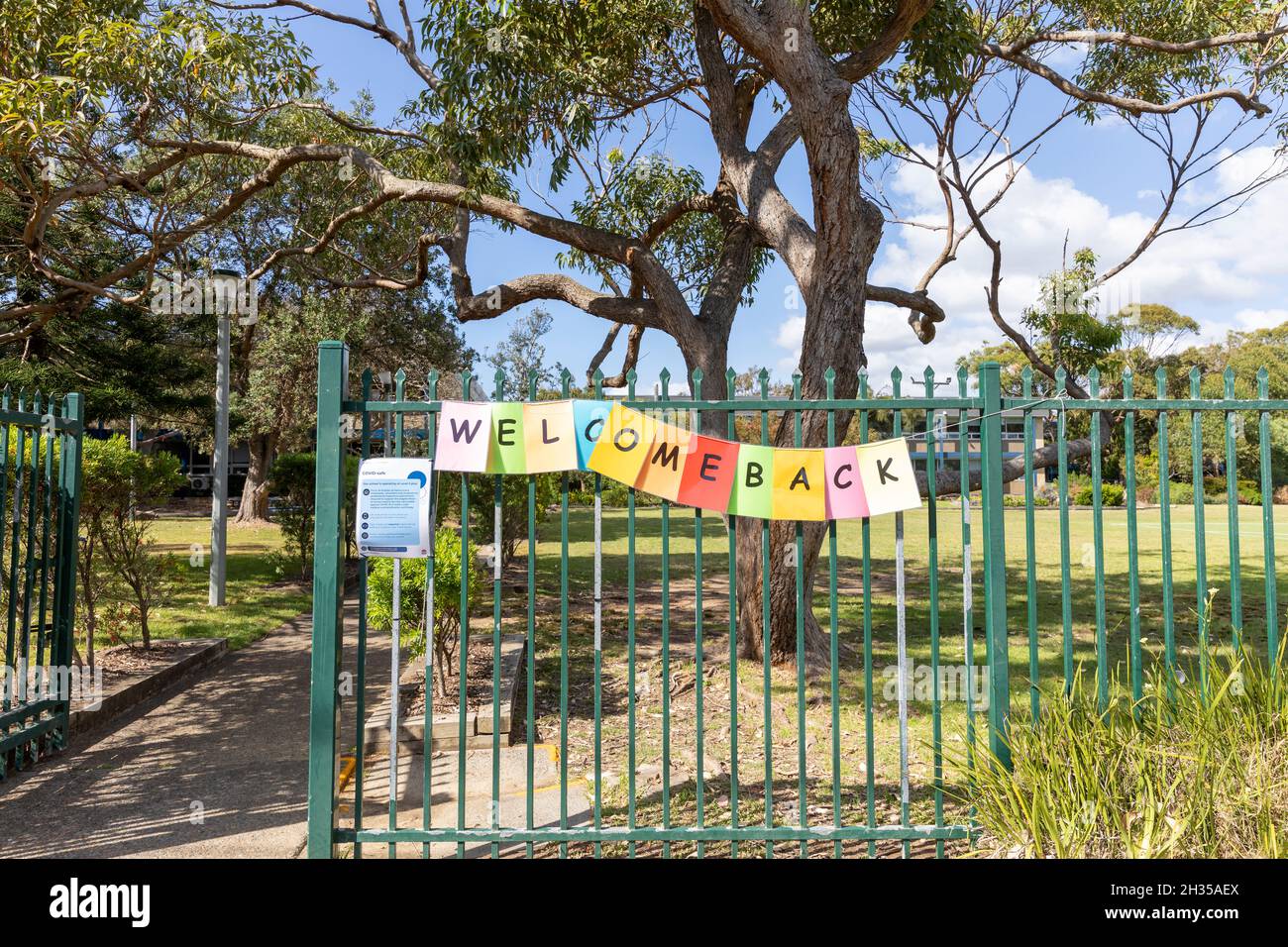 A Sydney high school welcomes back students in October 2021 as schools ...