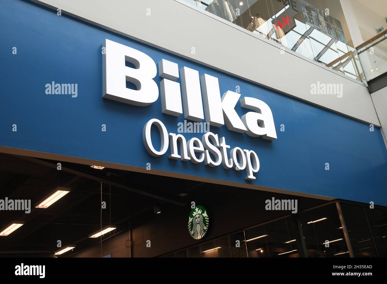Copenhagen /Denmark / 24 October 2021 / Custómers shoping at Bilka huge ...