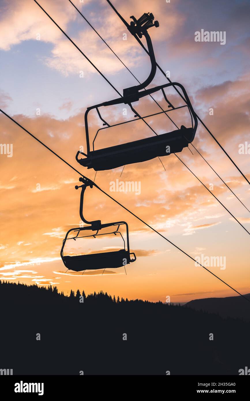 Vail ski resort lift hi-res stock photography and images - Alamy