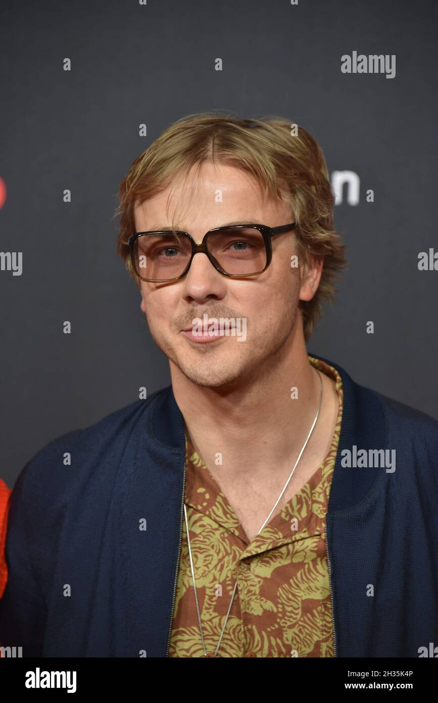 Cologne, Germany. 24th Oct, 2021. The actor Albrecht Schuch comes to ...