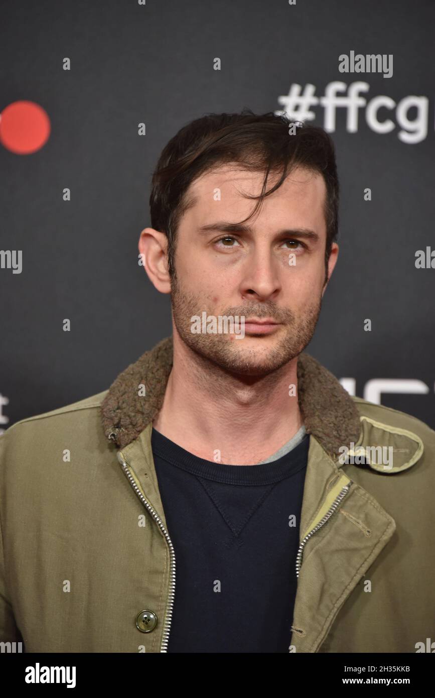 Cologne, Germany. 24th Oct, 2021. French actor Arthur Harari is coming ...