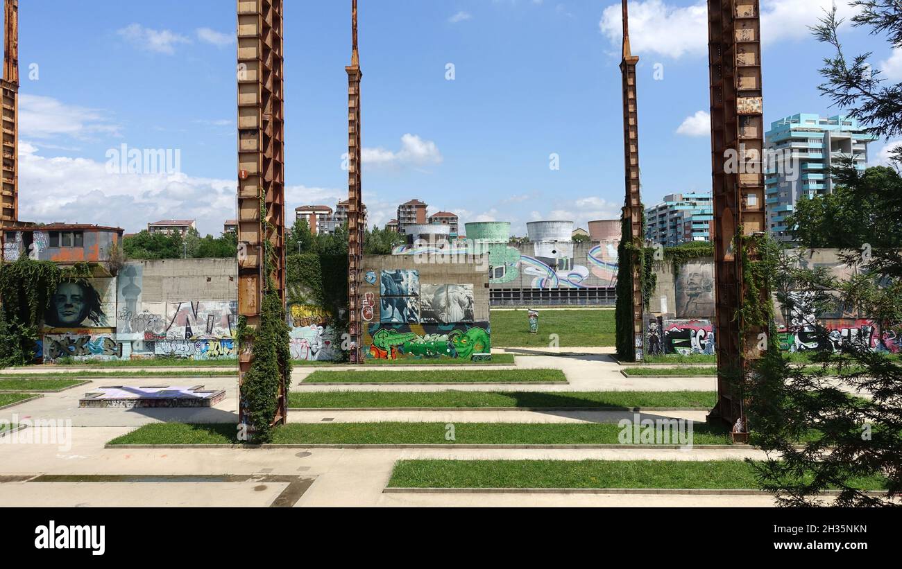 Turin park industrial hi-res stock photography and images - Alamy