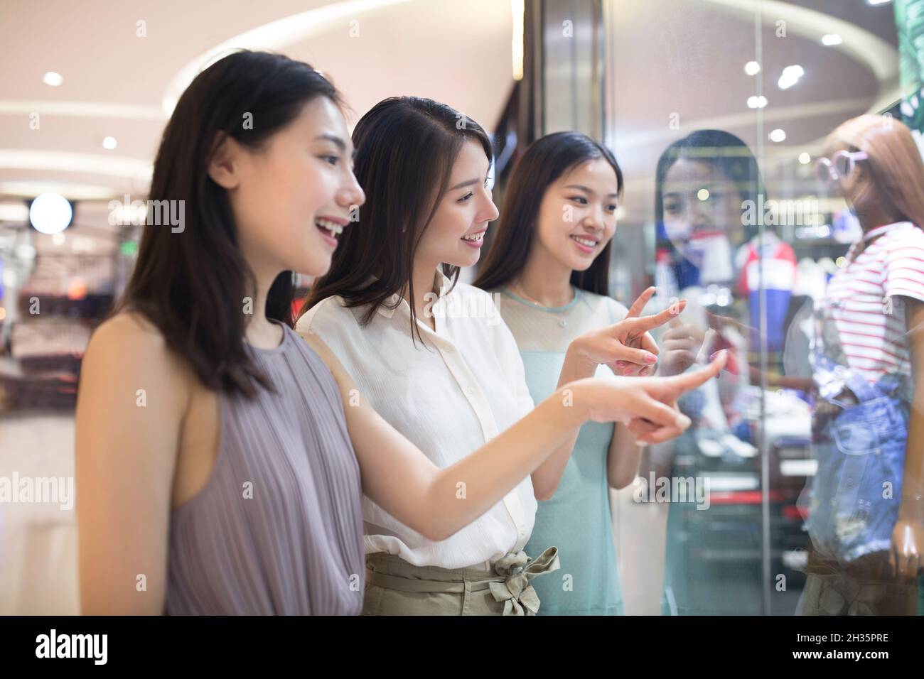 Pictures Of Best Friends Going Shopping at Bruce Moreno blog