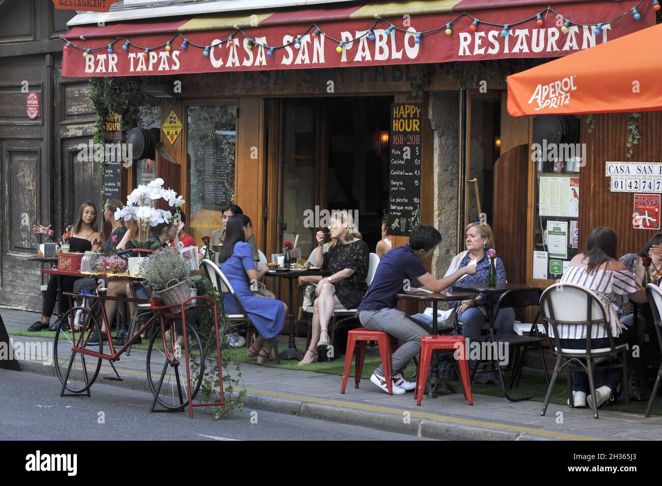 FRANCE. PARIS (75) 4TH DISTRICT. LE MARAIS QUARTER. CASA SAN PABLO ...