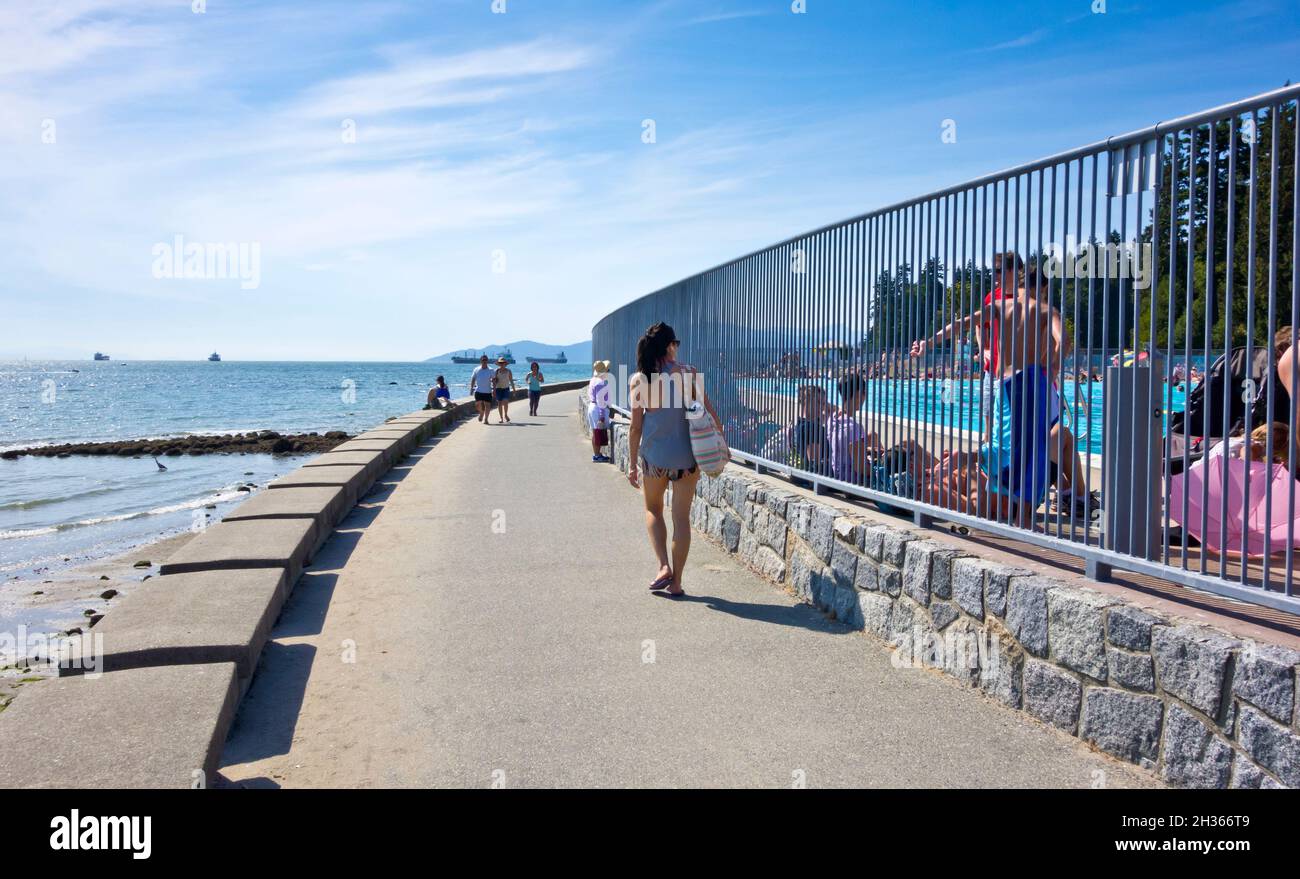 Second Beach swimming pool and seawall in Vancouver, British Columbia ...