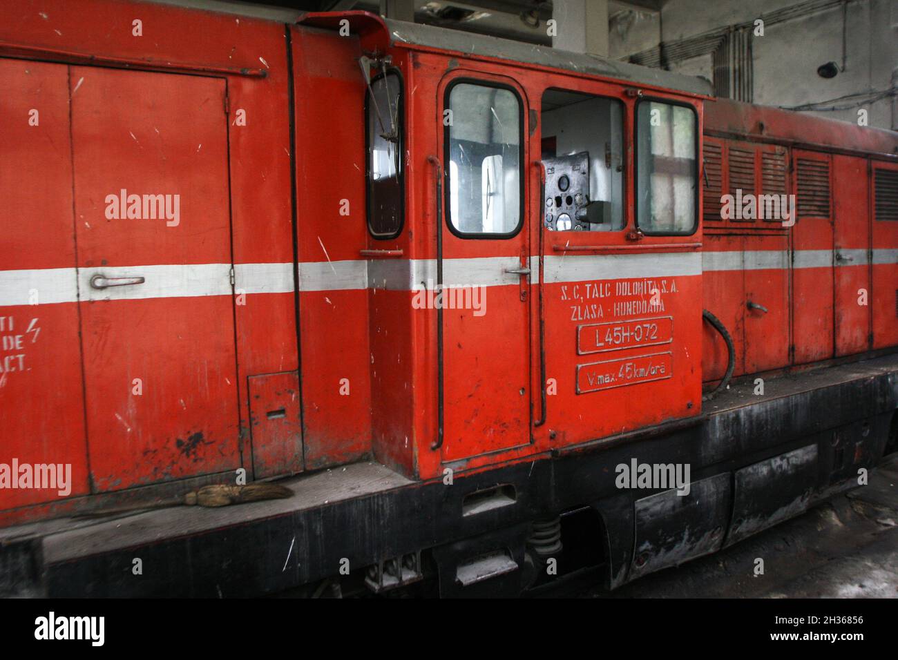 Old electric locomotive hi-res stock photography and images - Alamy