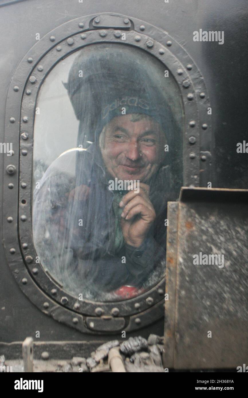 Children window steam locomotive hi-res stock photography and images ...