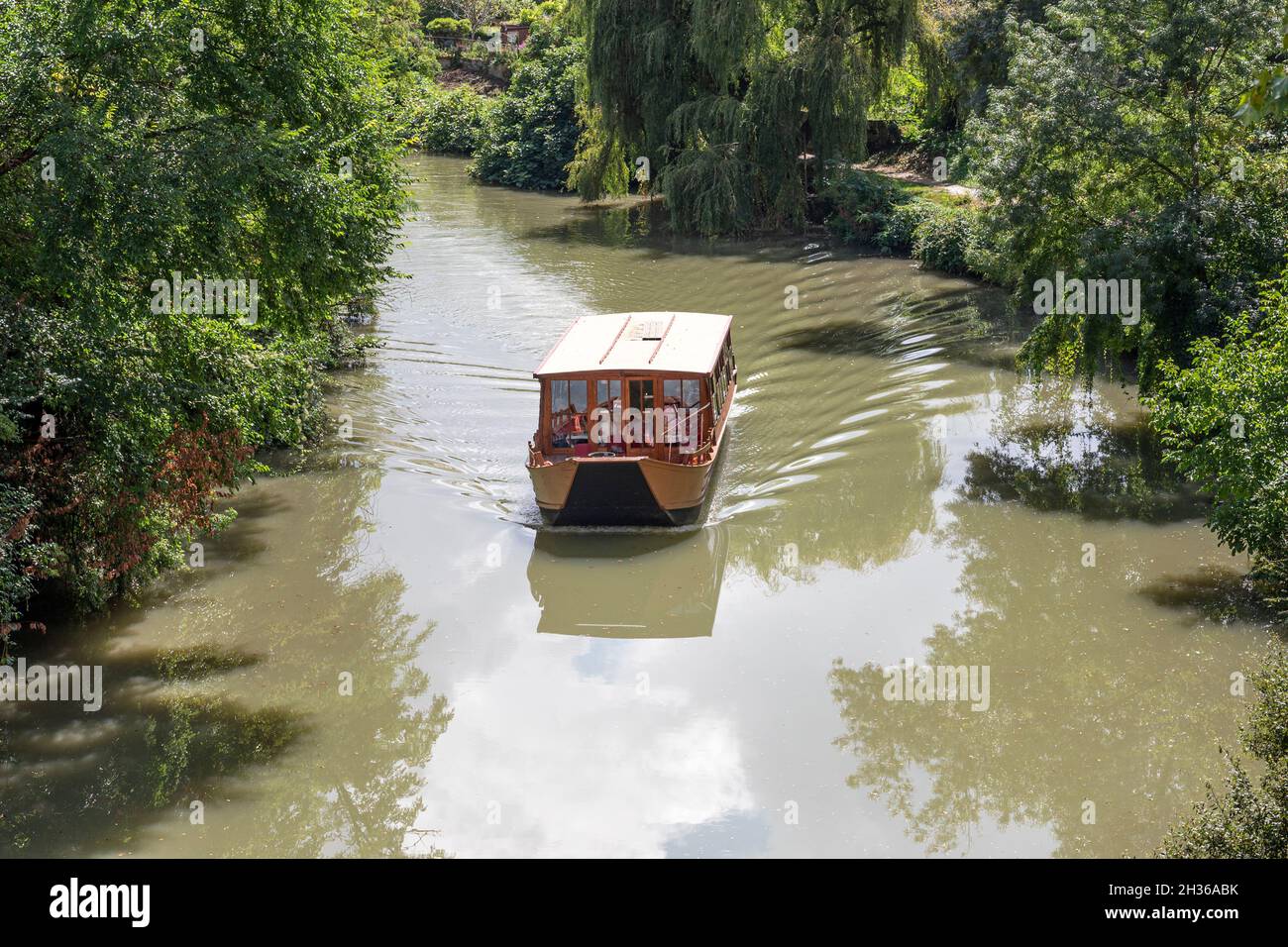 Boating on the Baïse river at Nérac, southwest France Stock Photo - Alamy