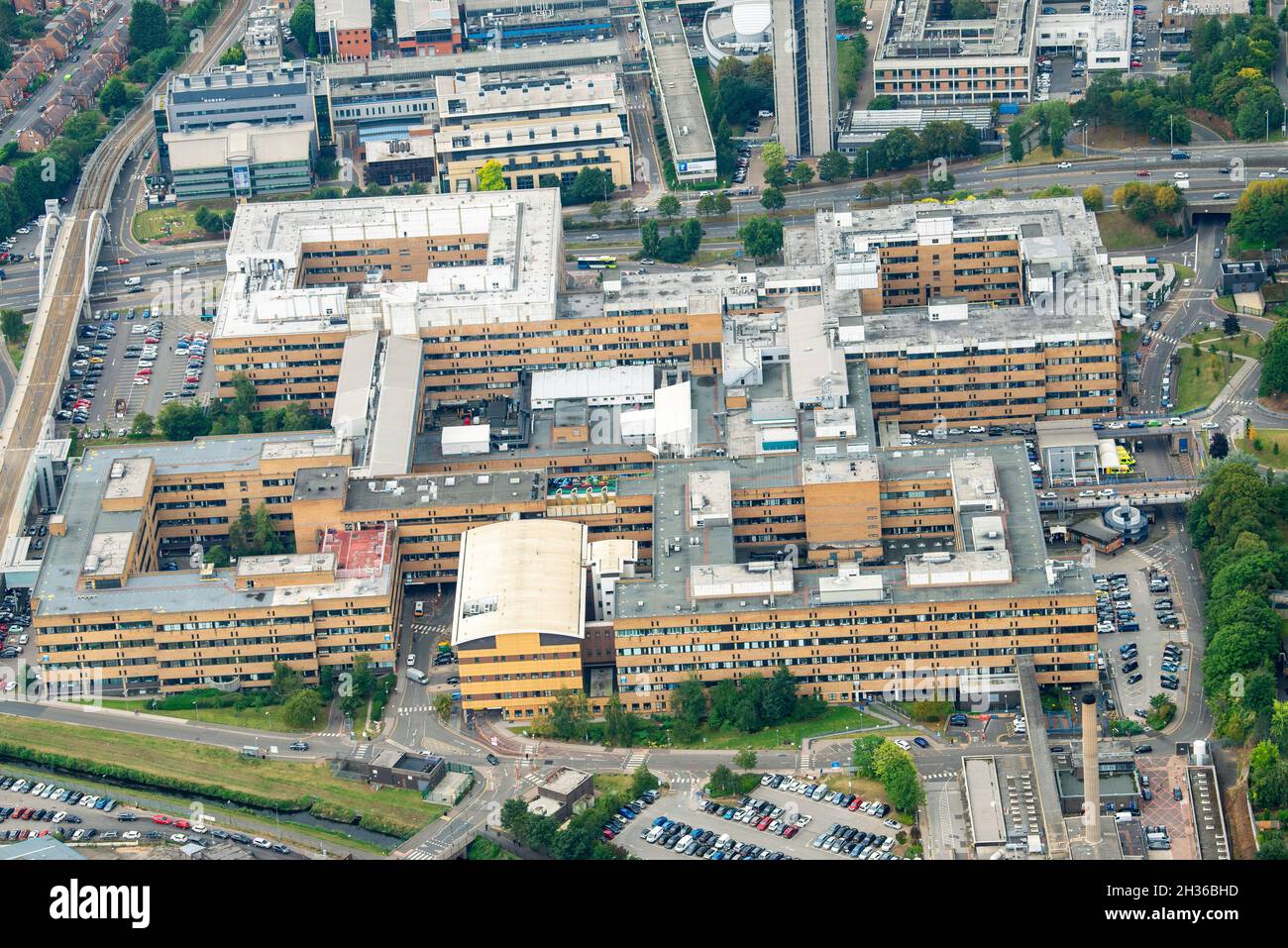 Queen’s medical centre nottingham hi-res stock photography and images ...