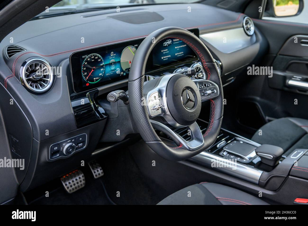 Mercedes eqa hi-res stock photography and images - Alamy
