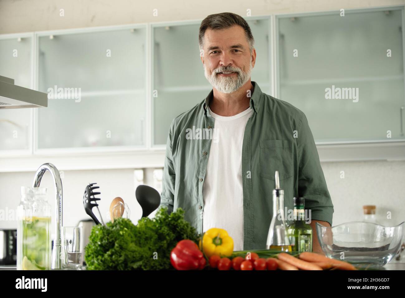 Sixties vegetables hi-res stock photography and images - Alamy