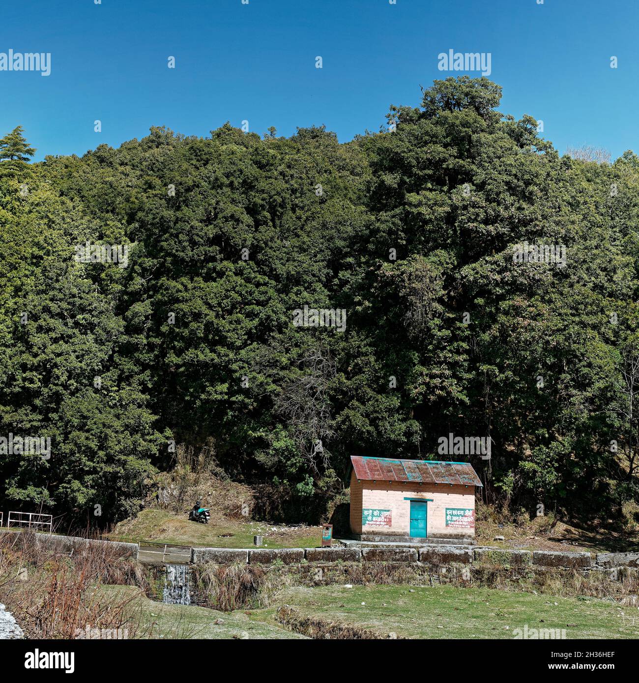 Small hut shade on the entrance of Binsar wild life century Stock Photo ...