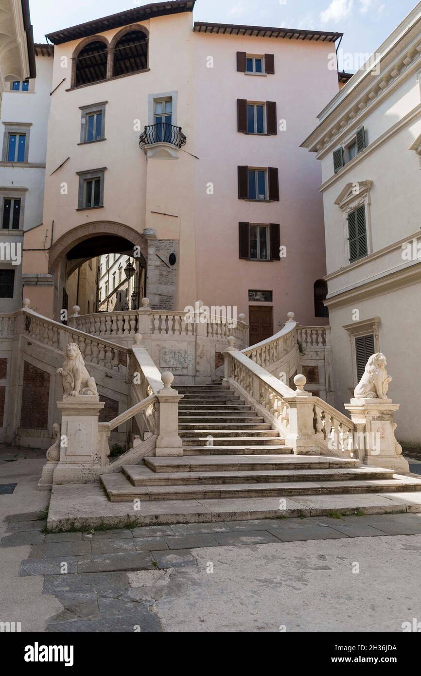 Spoleto historic centre hi-res stock photography and images - Alamy