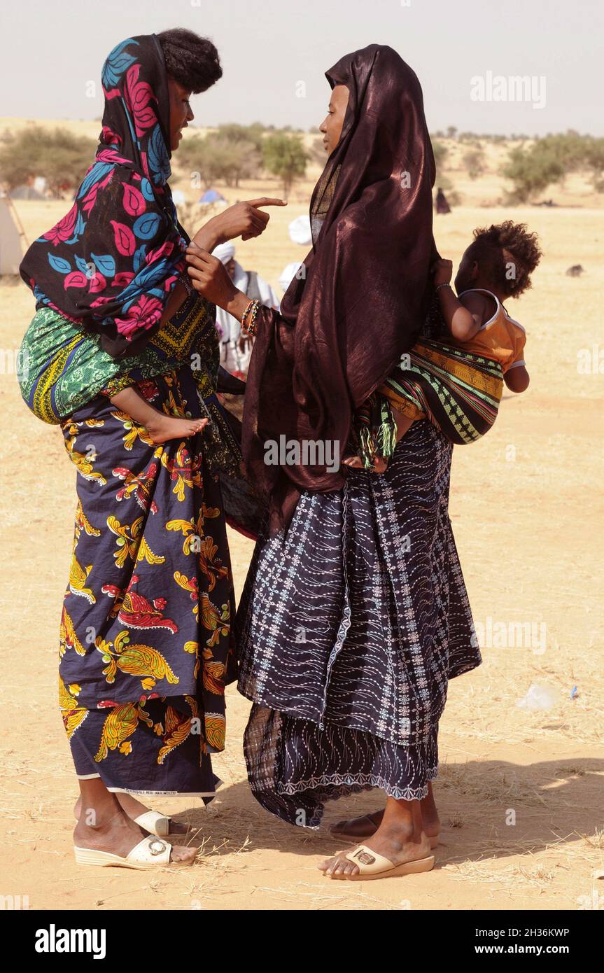 Wodaabe women hi-res stock photography and images - Alamy