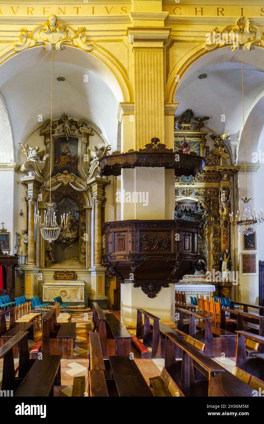 Spello chiesa di san lorenzo hi-res stock photography and images - Alamy