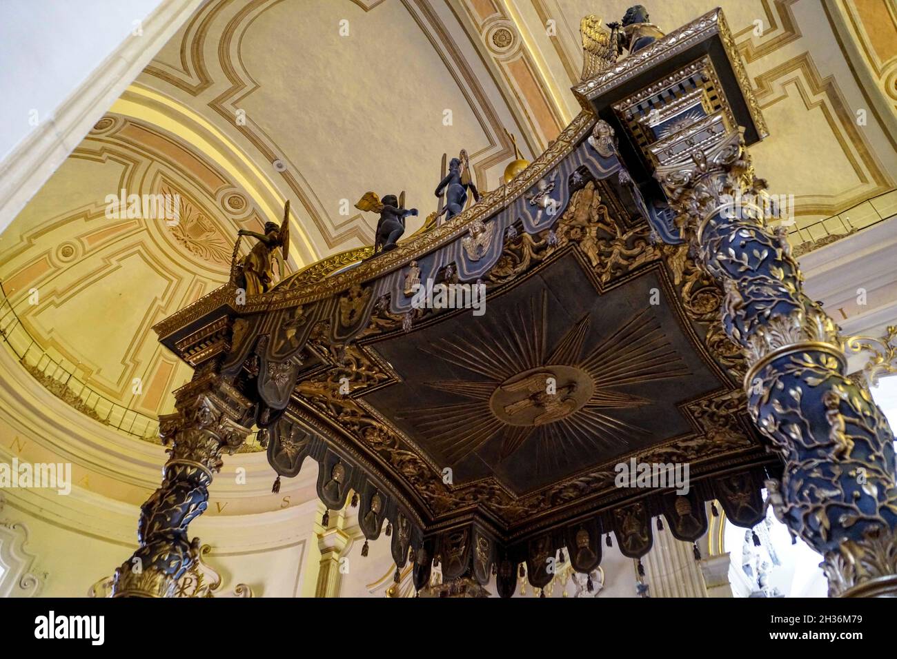 Spello chiesa di san lorenzo hi-res stock photography and images - Alamy