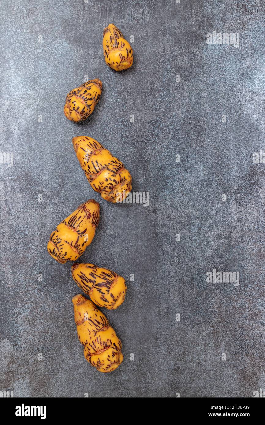 Tuber market andes hi-res stock photography and images - Alamy