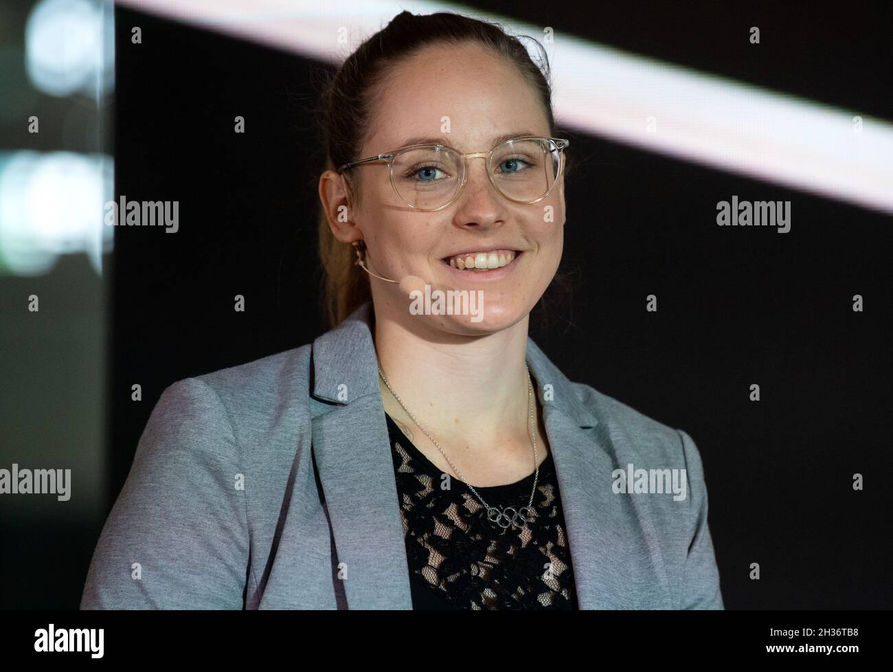 Sarah hoppe hi-res stock photography and images - Alamy