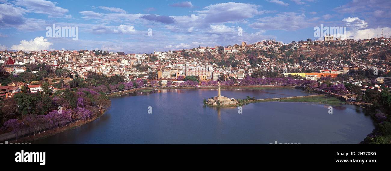 MADAGASCAR, ANTANANARIVO, AERIAL VIEW OF ANOSY LAKE Stock Photo - Alamy