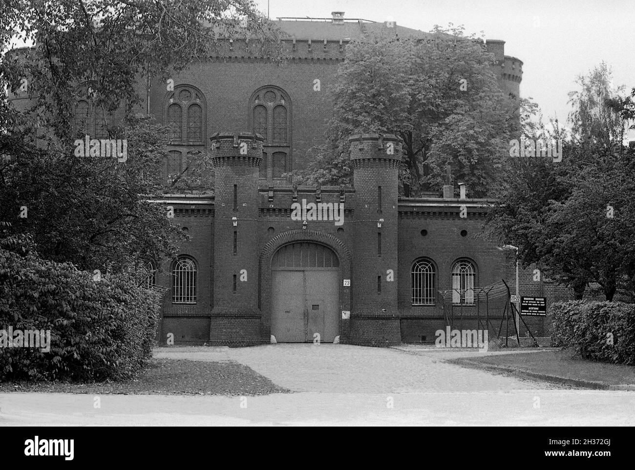 Berlin 197072 A Young Officers Tale Spandau Prison
