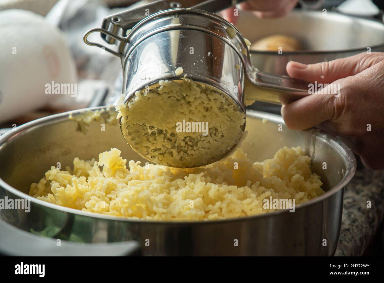 Process making puree cream milk hi-res stock photography and images - Alamy