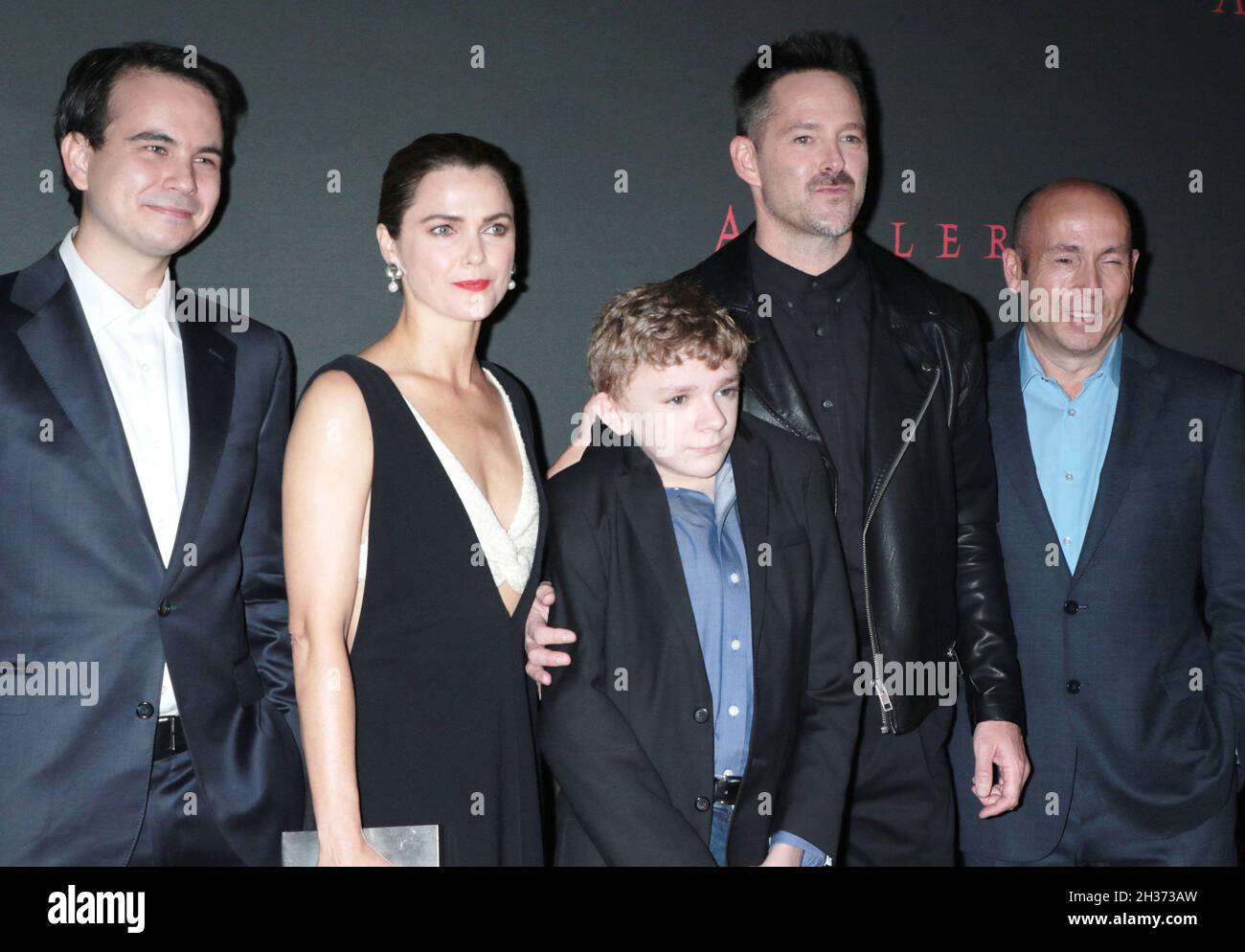 New York, NY, USA. 25th Oct, 2021. Henry Chaisson, Keri Russell, Jeremy ...