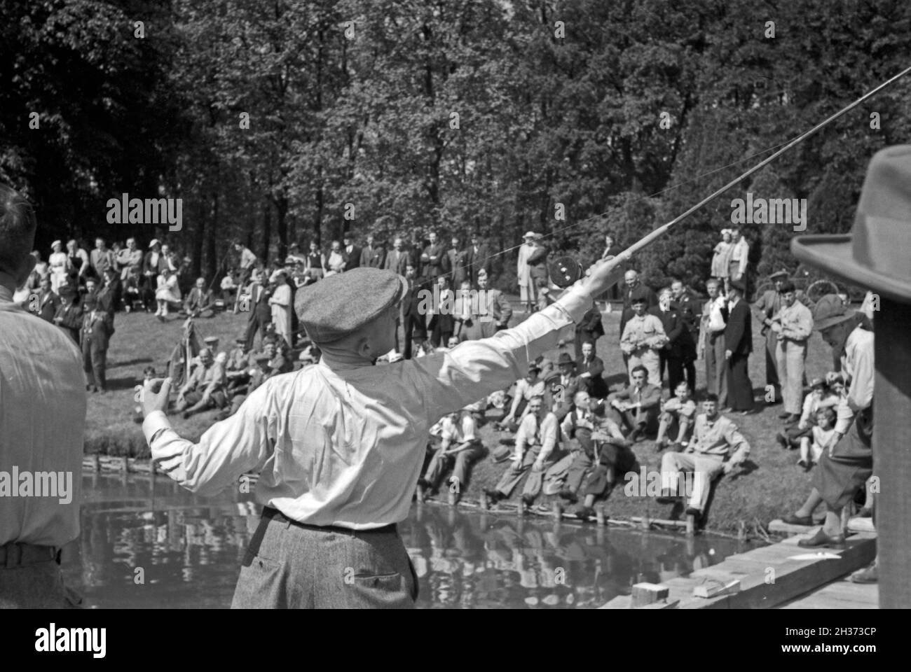 Throwing angel hi-res stock photography and images - Alamy