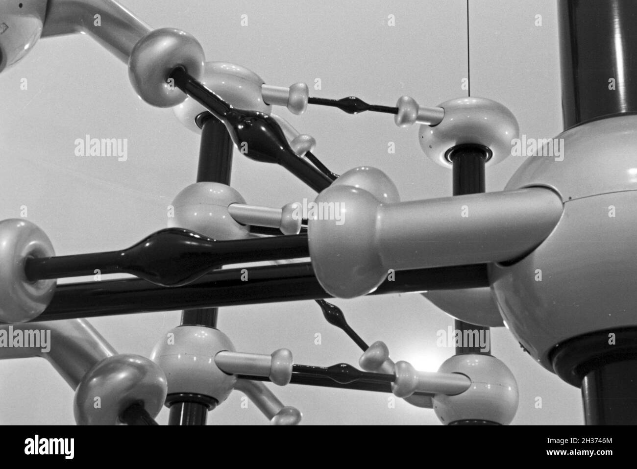 Kaiser wilhelm institute for physics hi-res stock photography and ...