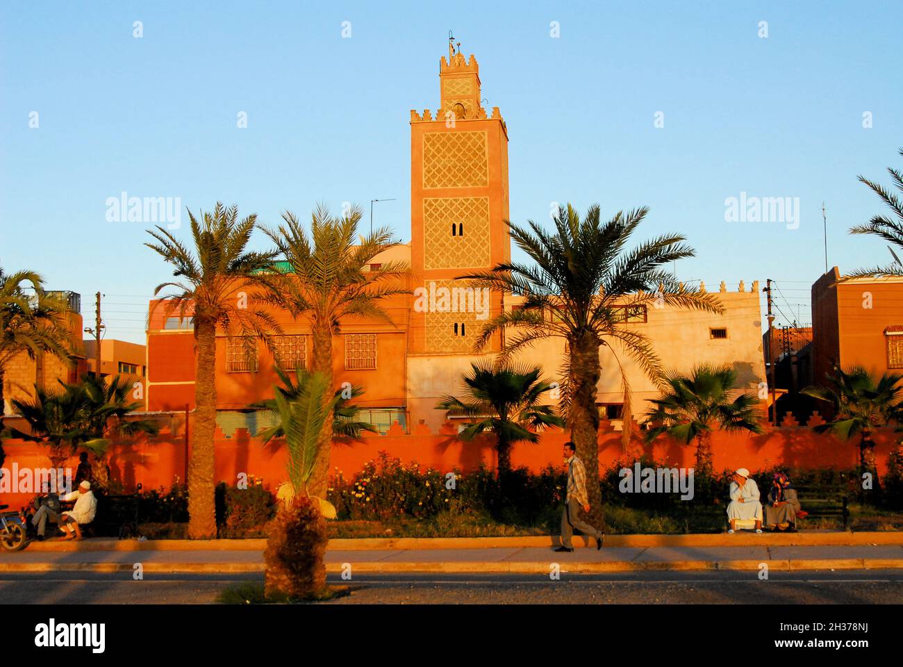 MEDINA CLASSIFIED WORLD HERITAGE BY UNESCO, THE RAMPARTS AND MOSQUE ...