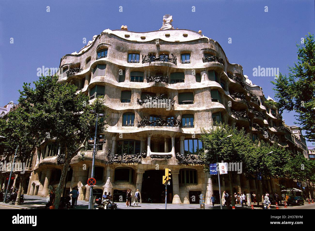 "LA CASA MILA (1906-1912), BUILT FOR THE FAMILY MILA, IS A WORK OF ...