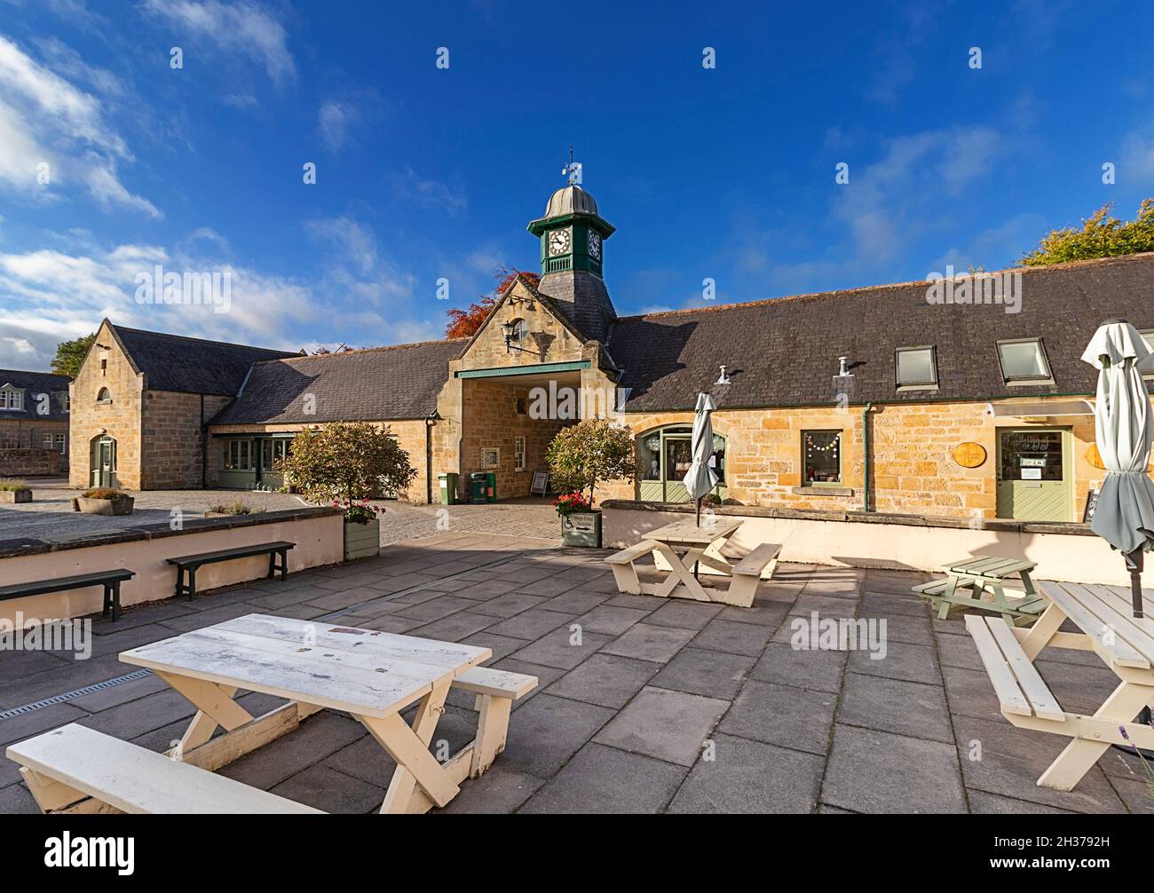LOGIE STEADING FORRES MORAY SCOTLAND THE LARGE COURTYARD AND ENTRANCE ...