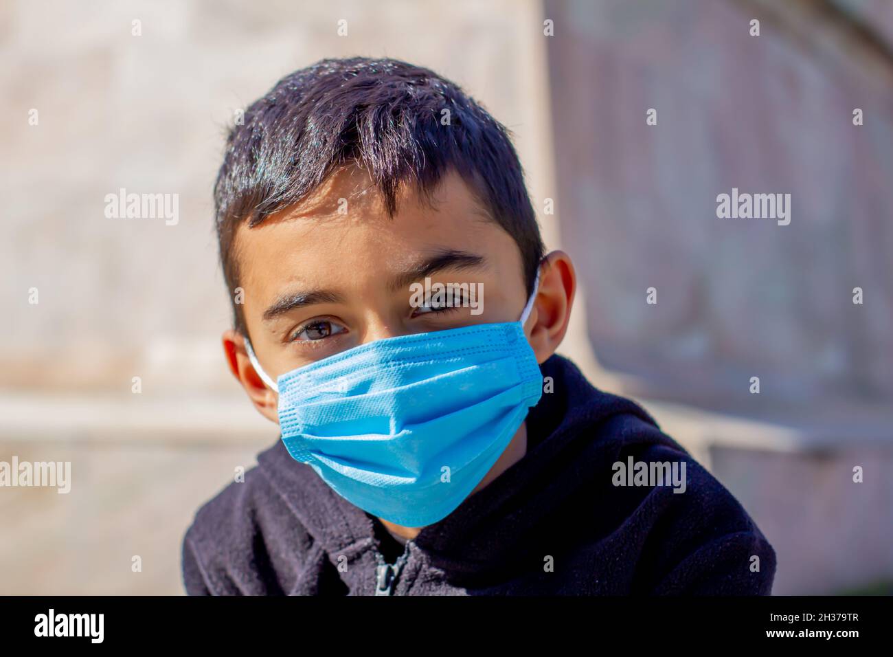Most handsome boy in the world hi-res stock photography and images - Alamy