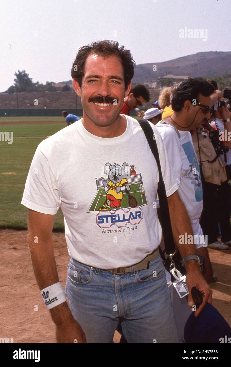 Barry Williams at the First Annual Neighborhood Youth Association ...