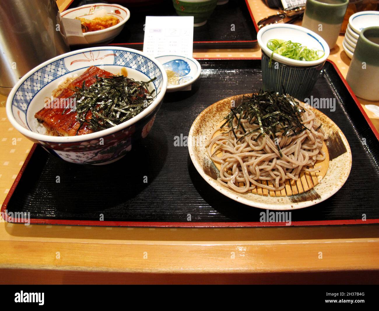 Traditional japanese food set donburi unadon unagi or rice eel kabayaki ...