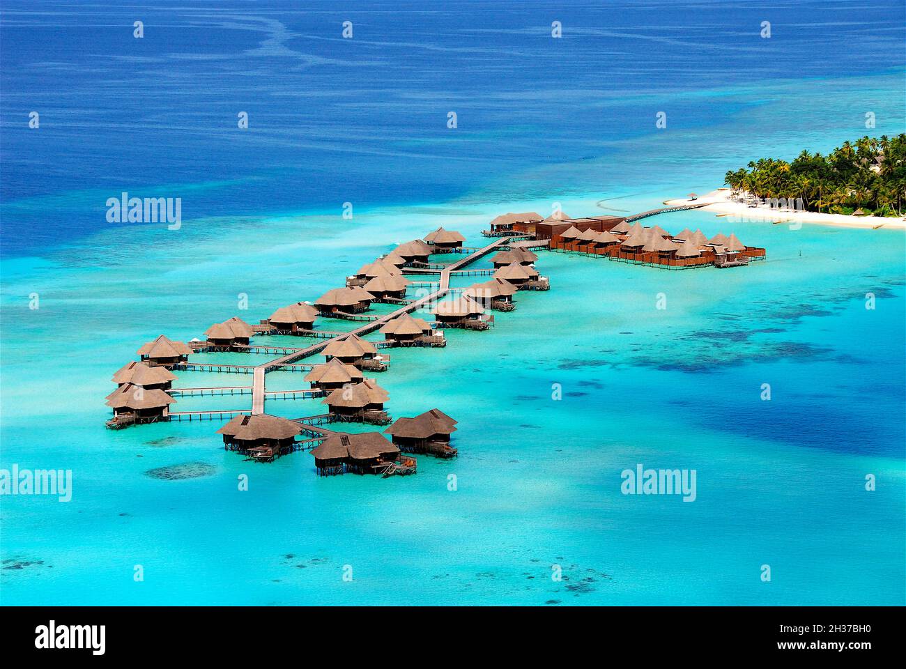 MALDIVES, SOUTH ARI ATOLL, RANGALI ISLAND, CONRAD HOTEL RESORT & SPA ...
