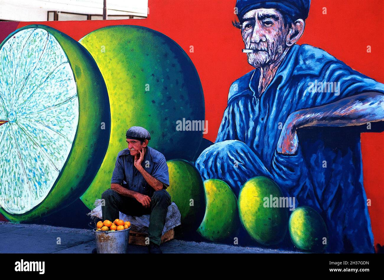 Cuba mural hi-res stock photography and images - Alamy
