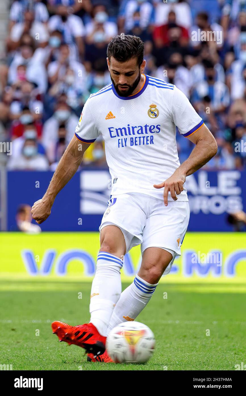 BARCELONA - OCT 3: Nacho Fernandez in action during the La Liga match ...