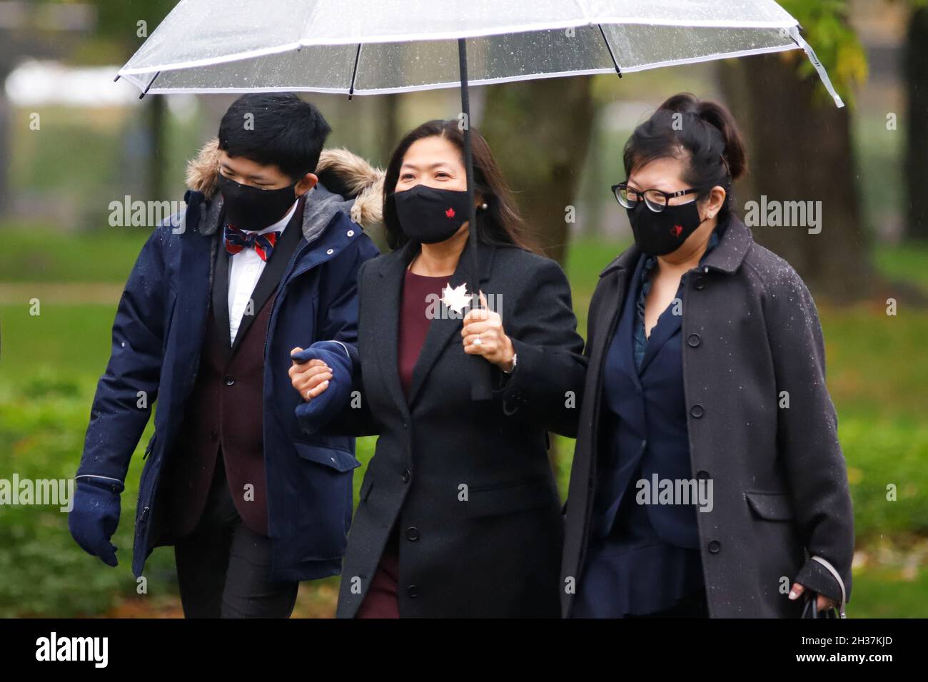 Mary ng hi-res stock photography and images - Alamy