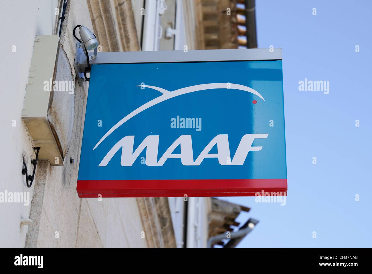 Bordeaux , Aquitaine France - 10 15 2021 : maaf sign and text logo ...
